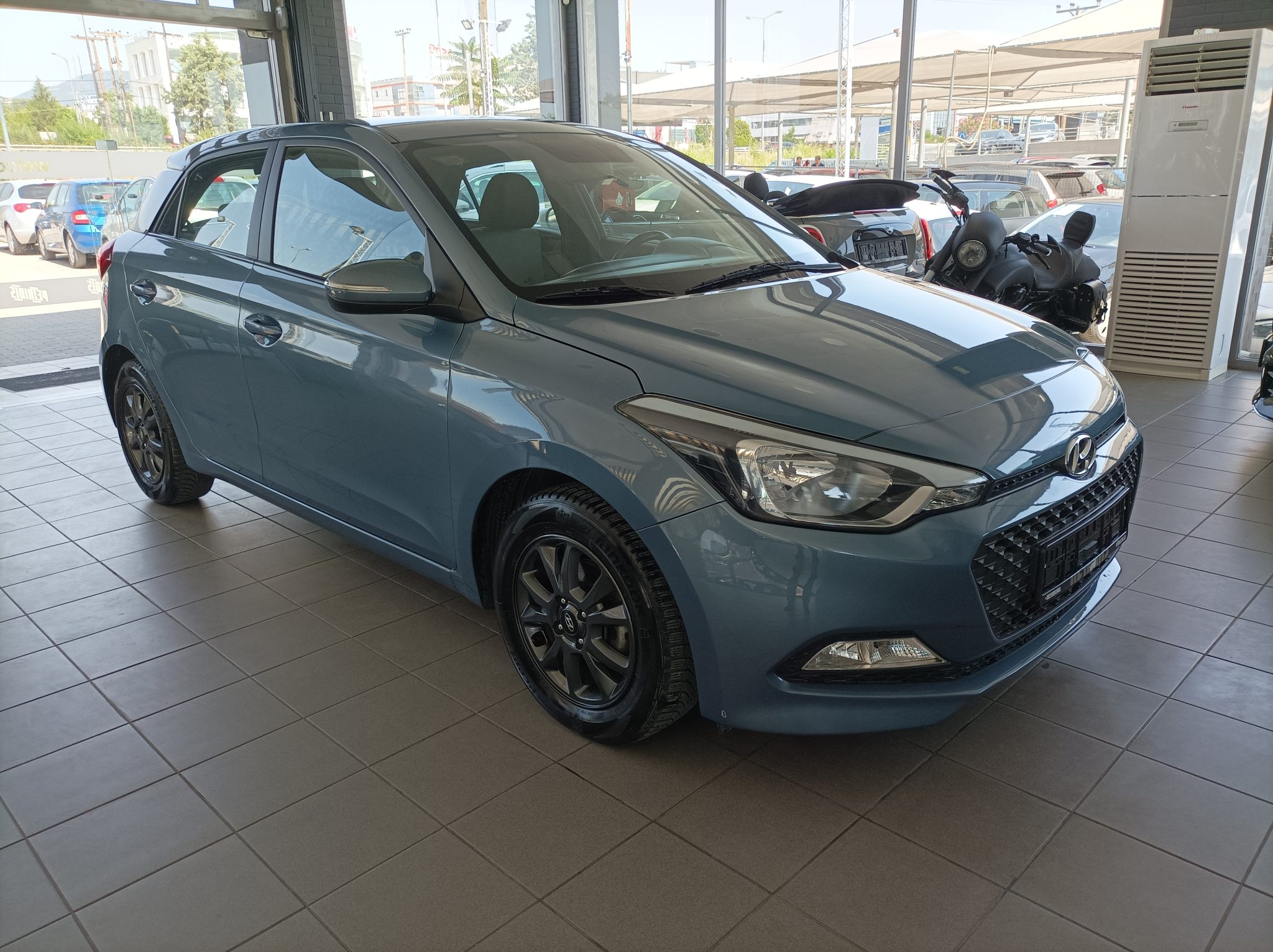 Μεταχειρισμένα αυτοκίνητα - Θεσσαλονίκη- Petridis Cars